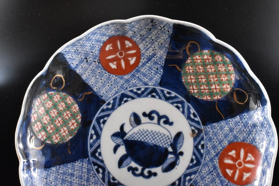 K1471: Japanese Old Imari-ware Colored porcelain Wreathe-shaped PLATE ...