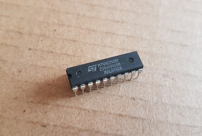 M74HC240B1 74HC240 DIP20 STMicroelectronics (Lot of 20 pcs) | eBay