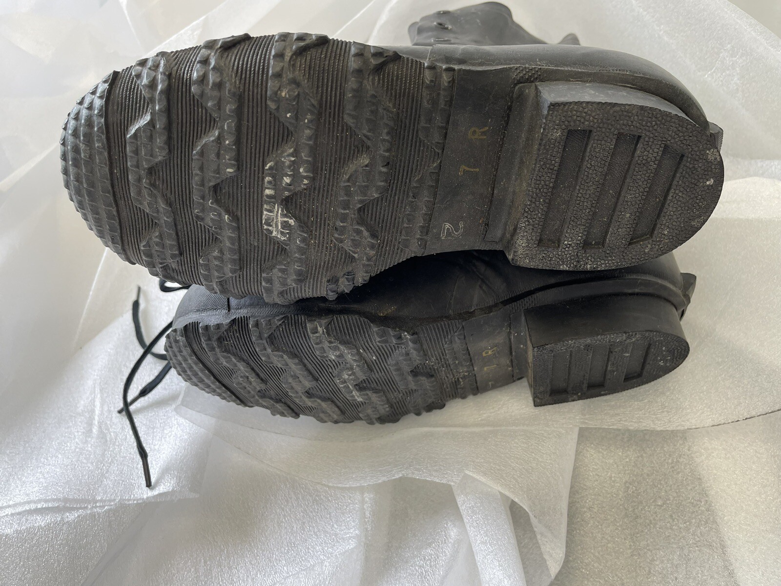 US Military Mickey Mouse Boots BLACK (NO VALVE)Extreme Cold Weather ...