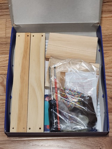 ©1995 Curiosity Kits Wooden Bead Loom Everything Included Ages 9 & Up ...