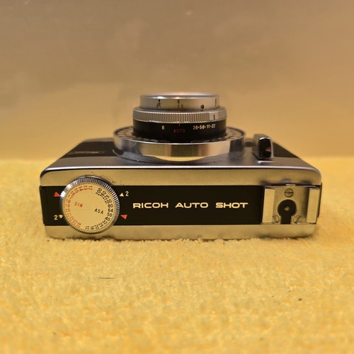 Ricoh Auto Shot Film Camera 1960s With Rikenon 1:28 35MM Lens - Japan ...