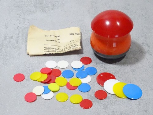 DDR Spielzeug Knips-Spiel Flohspiel Geduldsspiel Schnippsspiel - Pilz ...