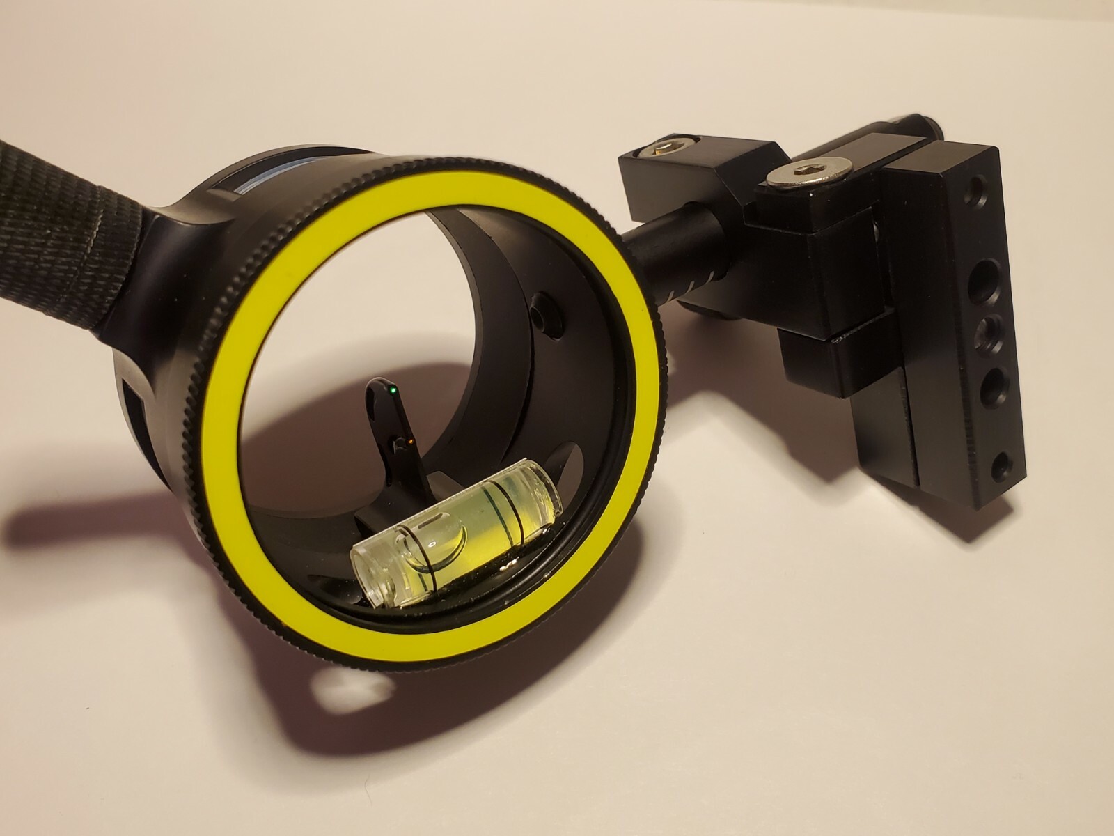 DAVIS Adapter to mount 3/8" Spot Hogg scope-BLACK (Scope not included ...