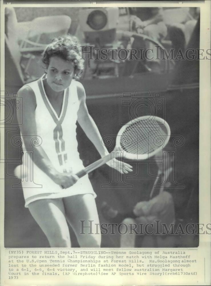 1973 Press Photo Evonne Goolagong in a match with Helga Masthoff in ...