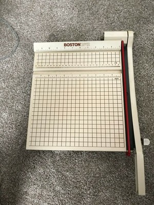 Paper Cutters & Trimmers - Boston 2612 Guillotine Paper Cutter