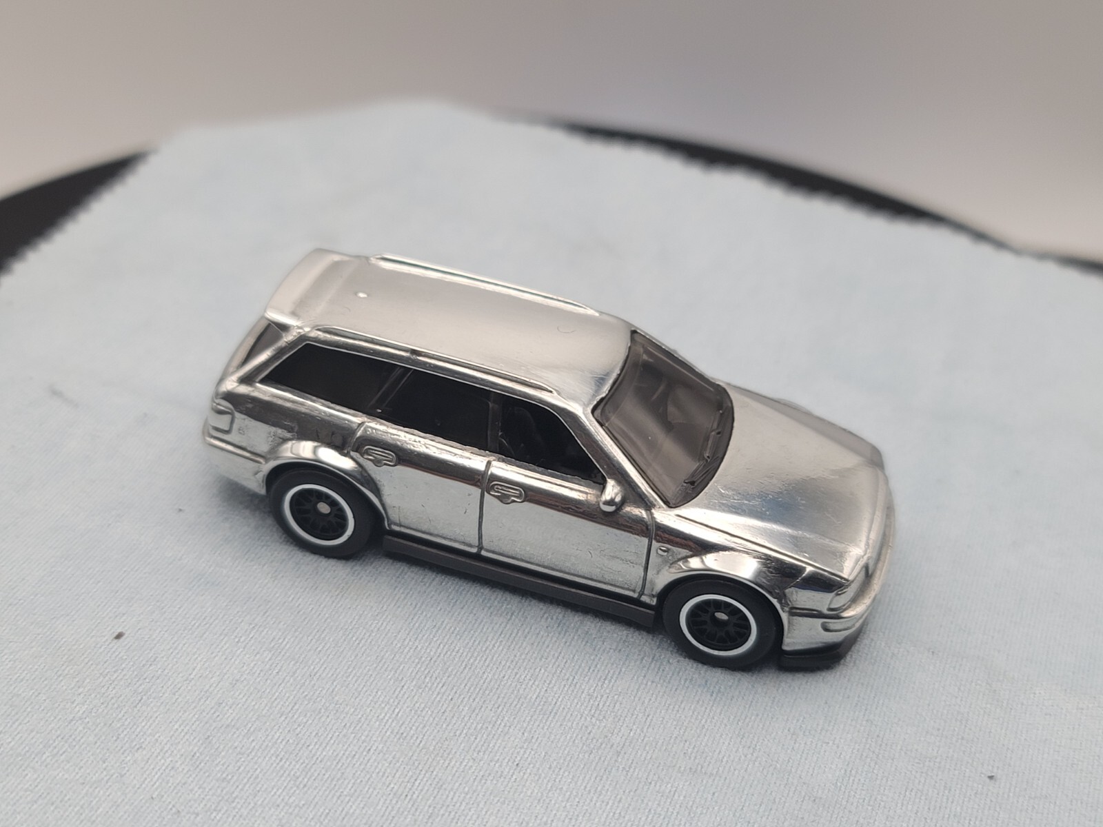 "Hot Wheels RLC Super Treasure Hunt custom kit 94 Audi Avant RS2 | eBay