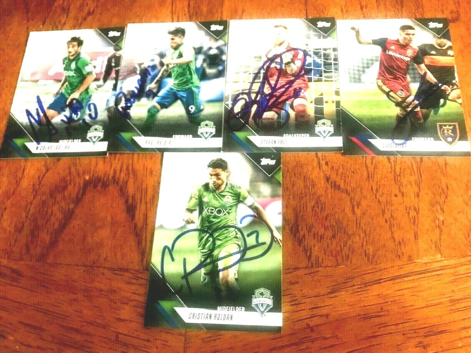 Seattle Sounders FC 2019 TOPPS Partially signed TEAM SET cards Current ...