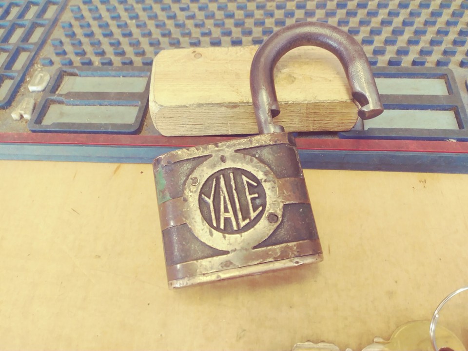 vintage/antique yale 850 padlock w/keys 18975 pre 29 | eBay