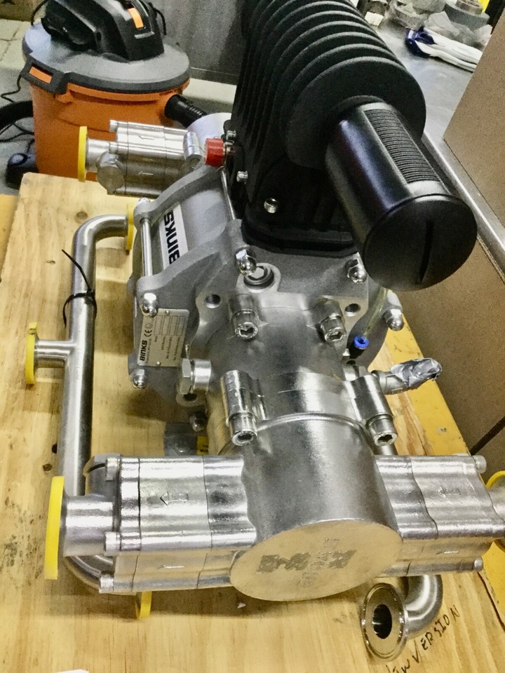 BINKS 104016 MAPLE 20AFP HORIZONTAL PISTON PUMP NEW CONDITION NO BOX | eBay