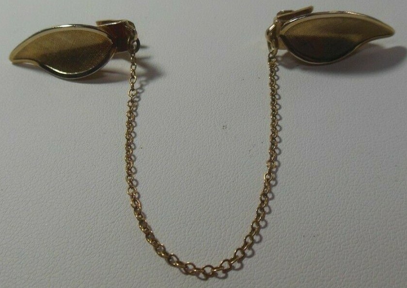 Vintage Gold-tone Leaf Sweater Guard/Clip Pat. 2853761 | eBay