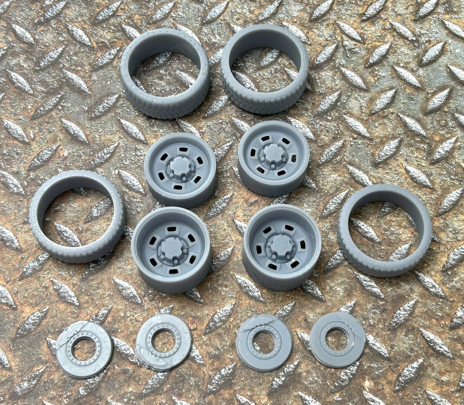 1/24 Scale: 21/20 Inch “70s Chevy 6-slot Rally” Wheels W/ Wide Rear ...