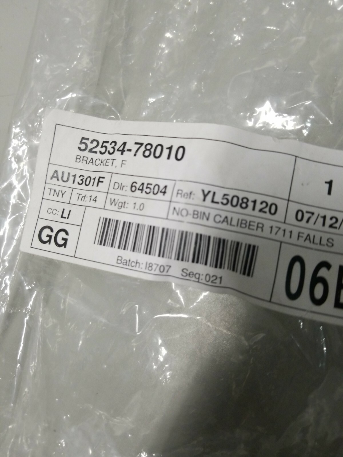 C6 Lexus TOYOTA OEM 15-17 NX200t Front Bumper-Lower Bracket Left ...