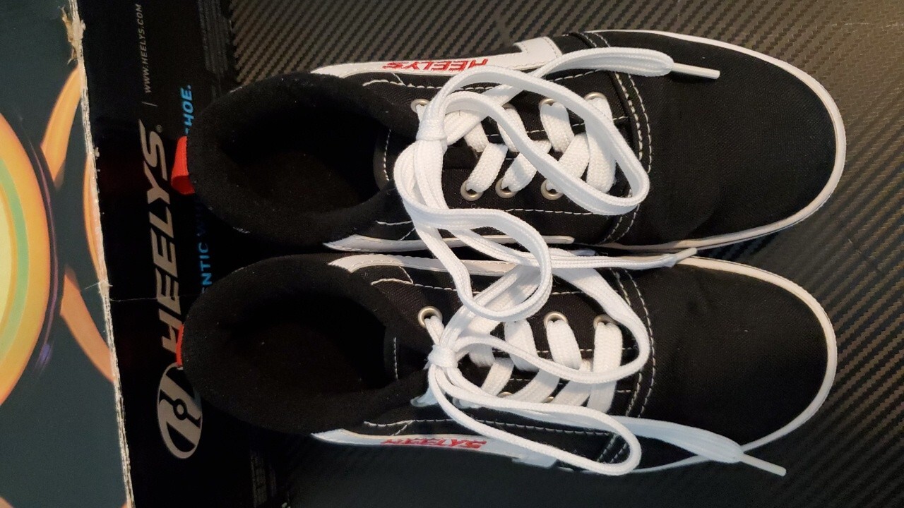 Heelys GR8 Pro Skate Shoes Black Red Youth Size 5 Style #100215H ...