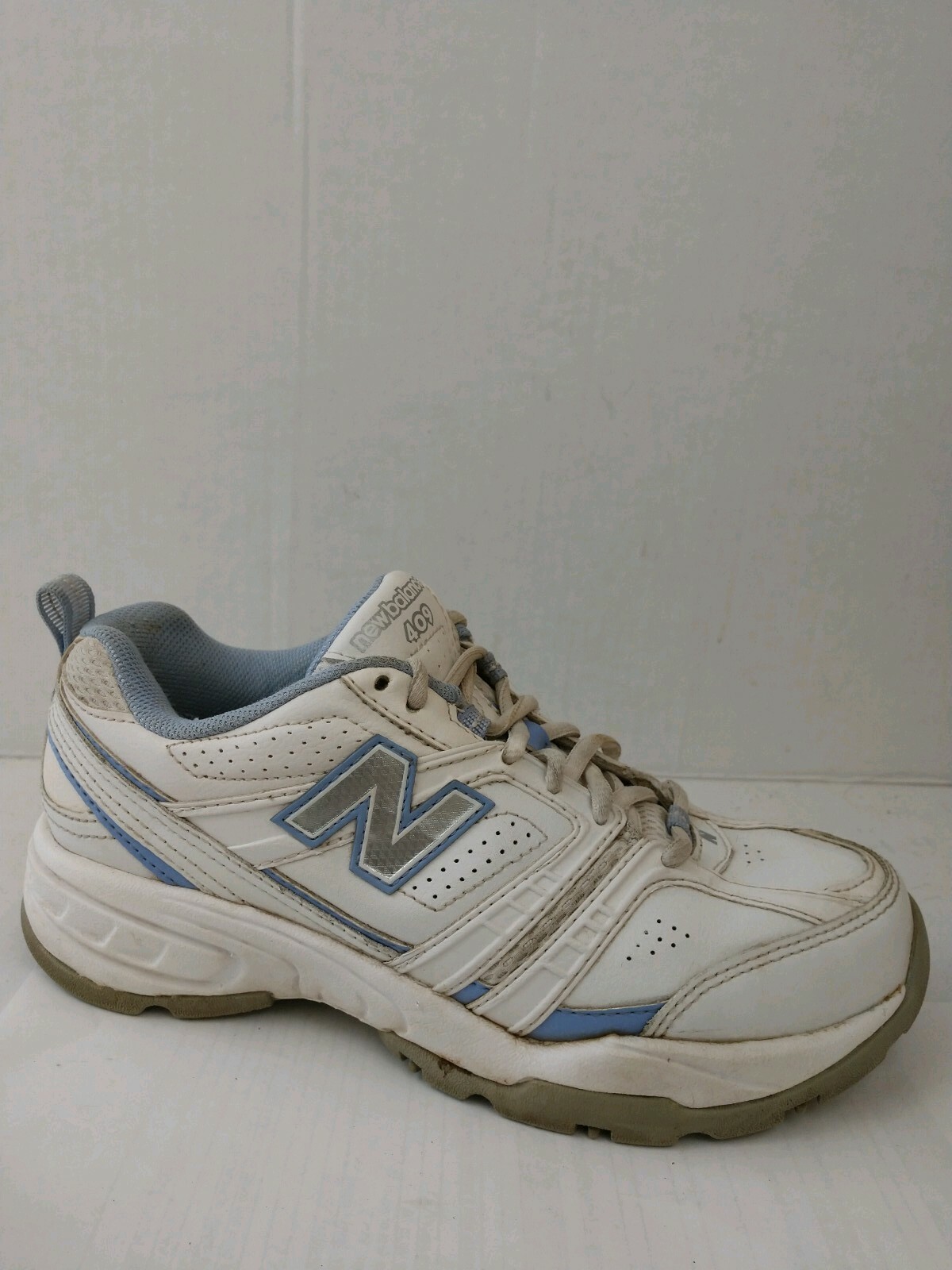 New Balance 409 Womens 7 Med White Blue Leather Walking Sneaker Shoes ...