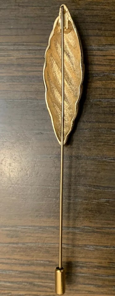 Oval Shaped Lined Gold Tone Stick Pin | eBay