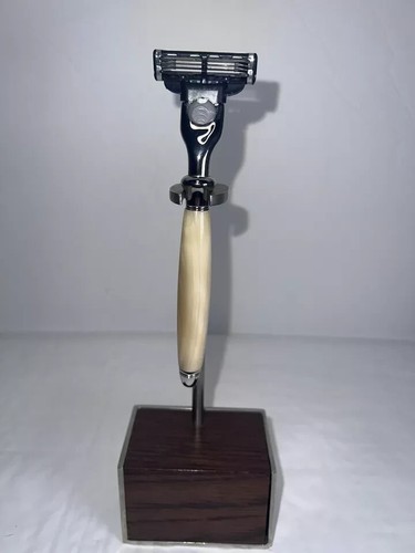The Art Of Shaving Mach 3 Blond Horn Razor varies in bone tone. NO BOX ...