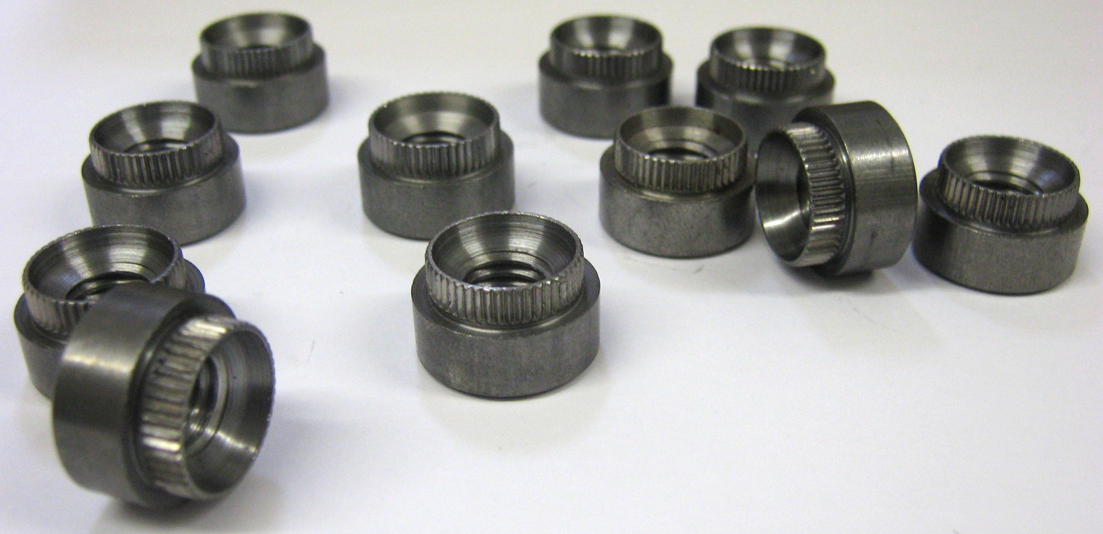 M10 X 10G ROUND SERRATED RIVET BUSH 10MM X 10 GAUGE ROUND HANK RVT BUSH ...