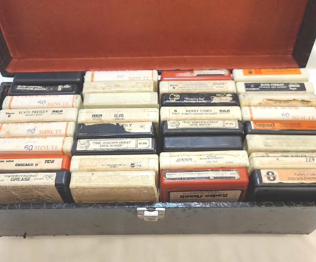 8-track tape lots: Whole collections of vintage tapes ~ MegaMinistore