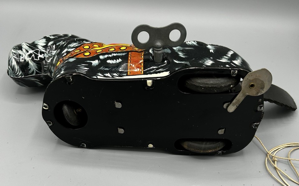 VINTAGE 1930's MARX WIND-UP TIN LITHO SCOTTIE DOG TOY W/ KEY & LEASH ...