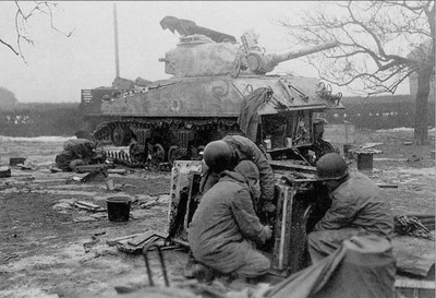 WWII B&W Photo US M4 Sherman Tank Crew Makes Repairs WW2 World War Two ...
