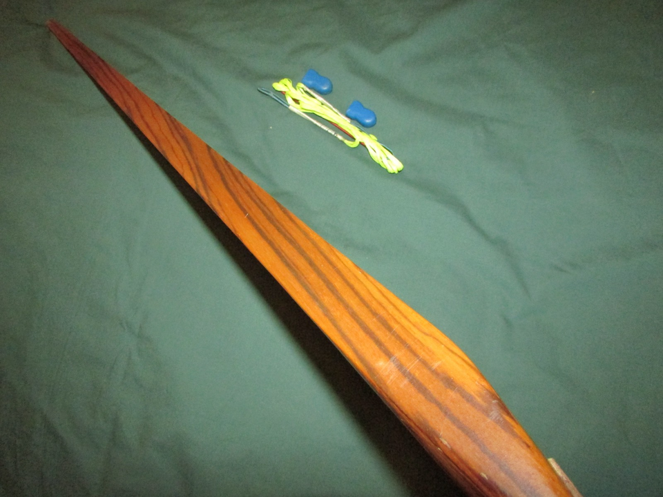 MARTIN ARCHERY LONGBOW & String, 68", 55#@28", Ser.#ML-14 5281, Big ...