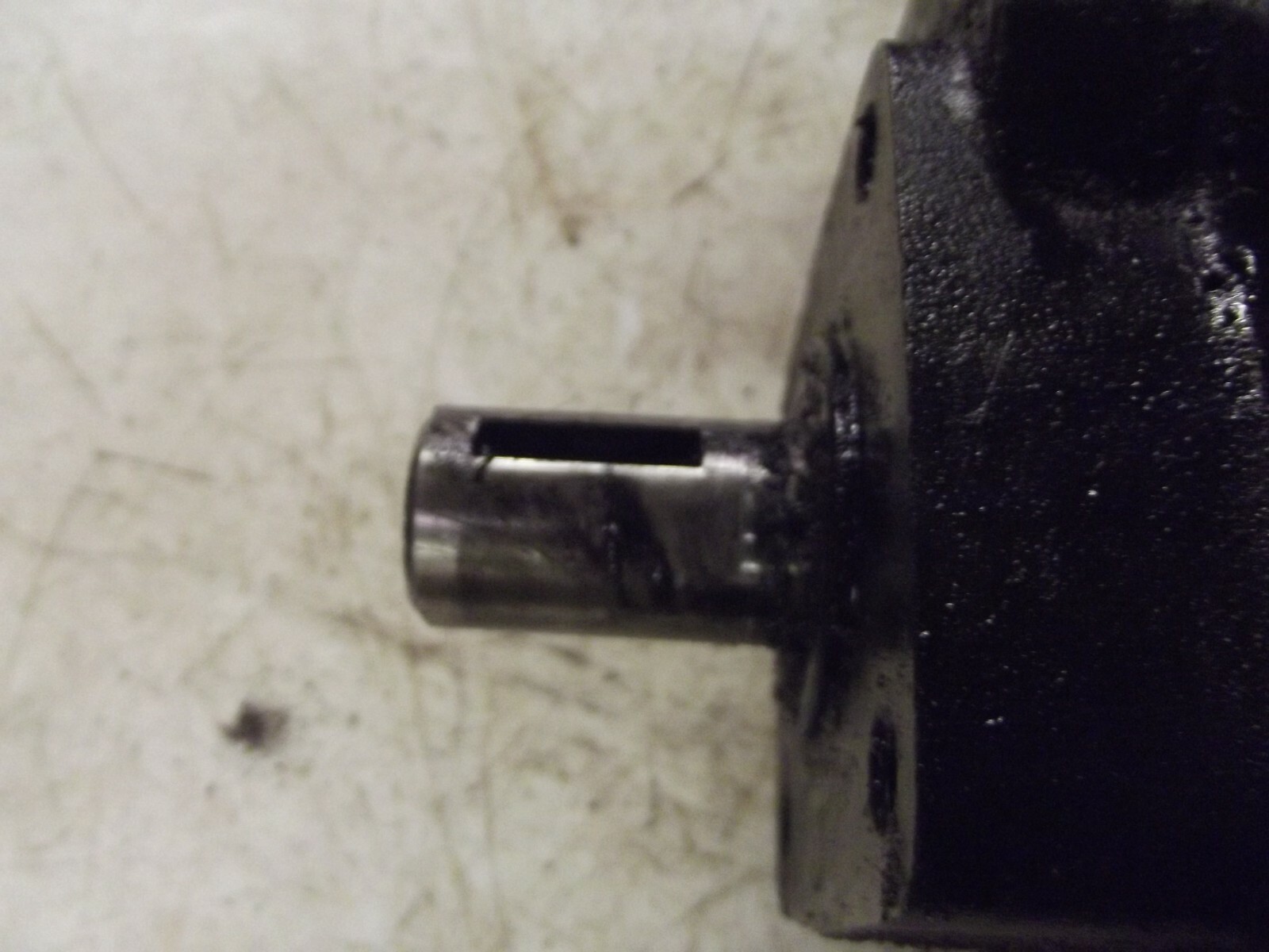 Ryan GA-30 Hydrostatic Drive Motor 110-7-FS-0 | eBay