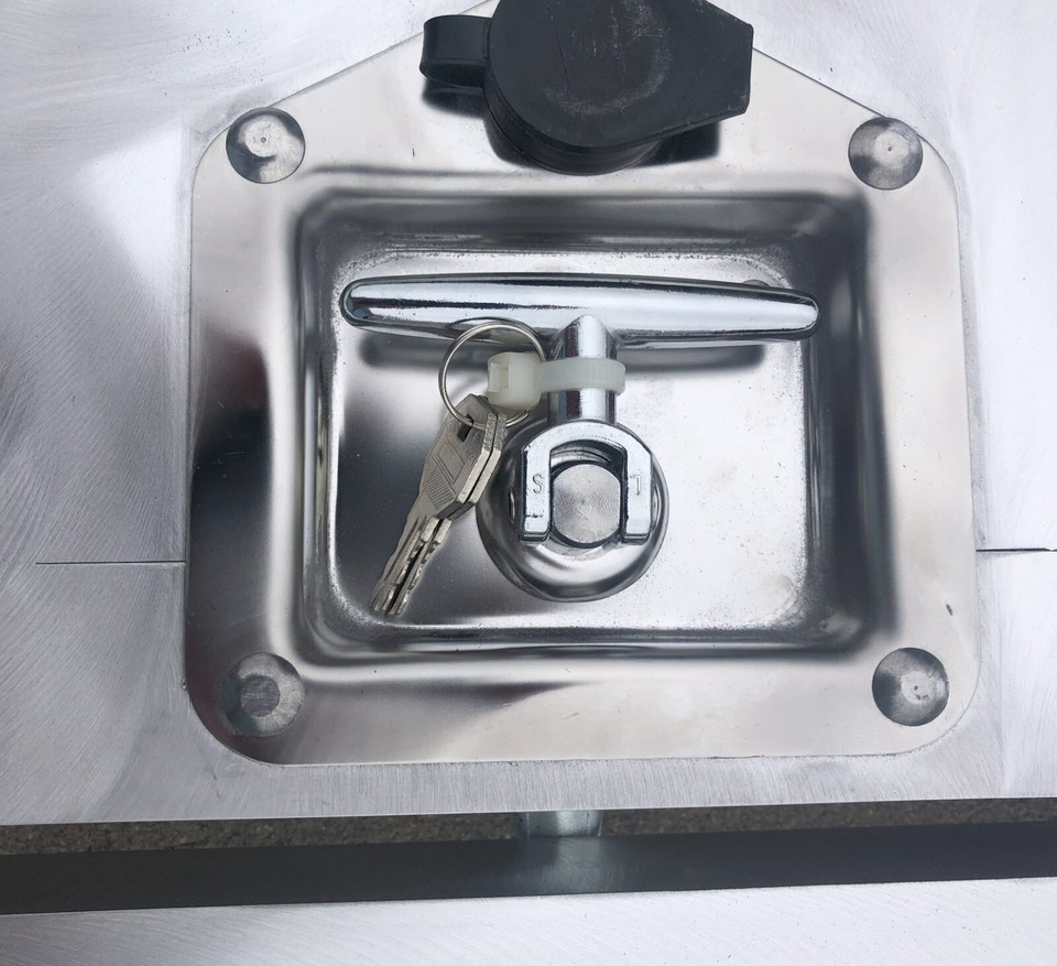 Aluminum Dog Box, Crate, Kennel, Door Assembly | eBay