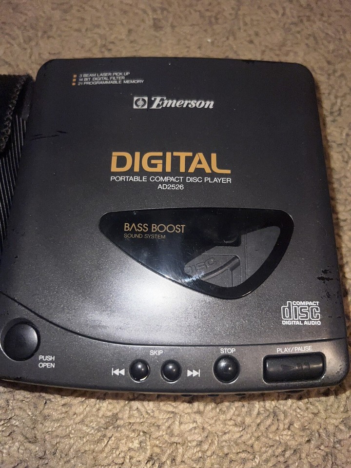 Working Vintage 1992 Emerson Digital Compact Portable CD Disk Player ...