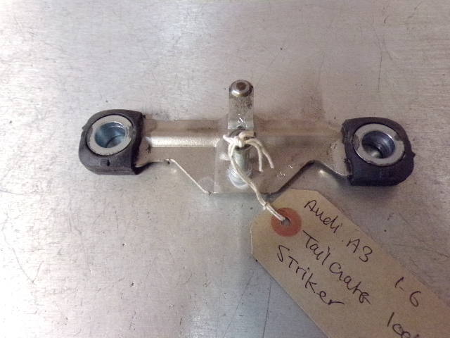 12786 H11J 2008-2012 AUDI A3 8P 1.6 TDI TAILGATE LOCK STRIKER ...
