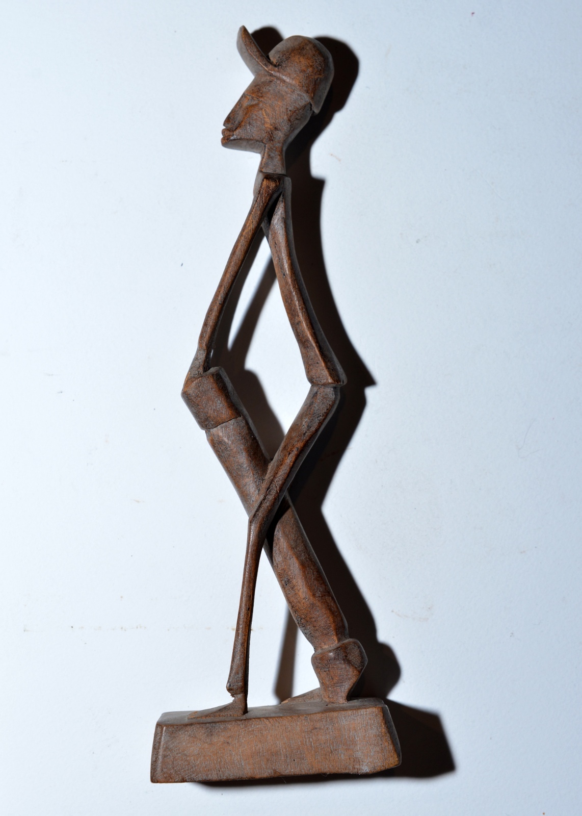 VTG HAND CARVED WOOD MAN PLAYING BONGO DRUM AFRICAN FOLK STATUE ...