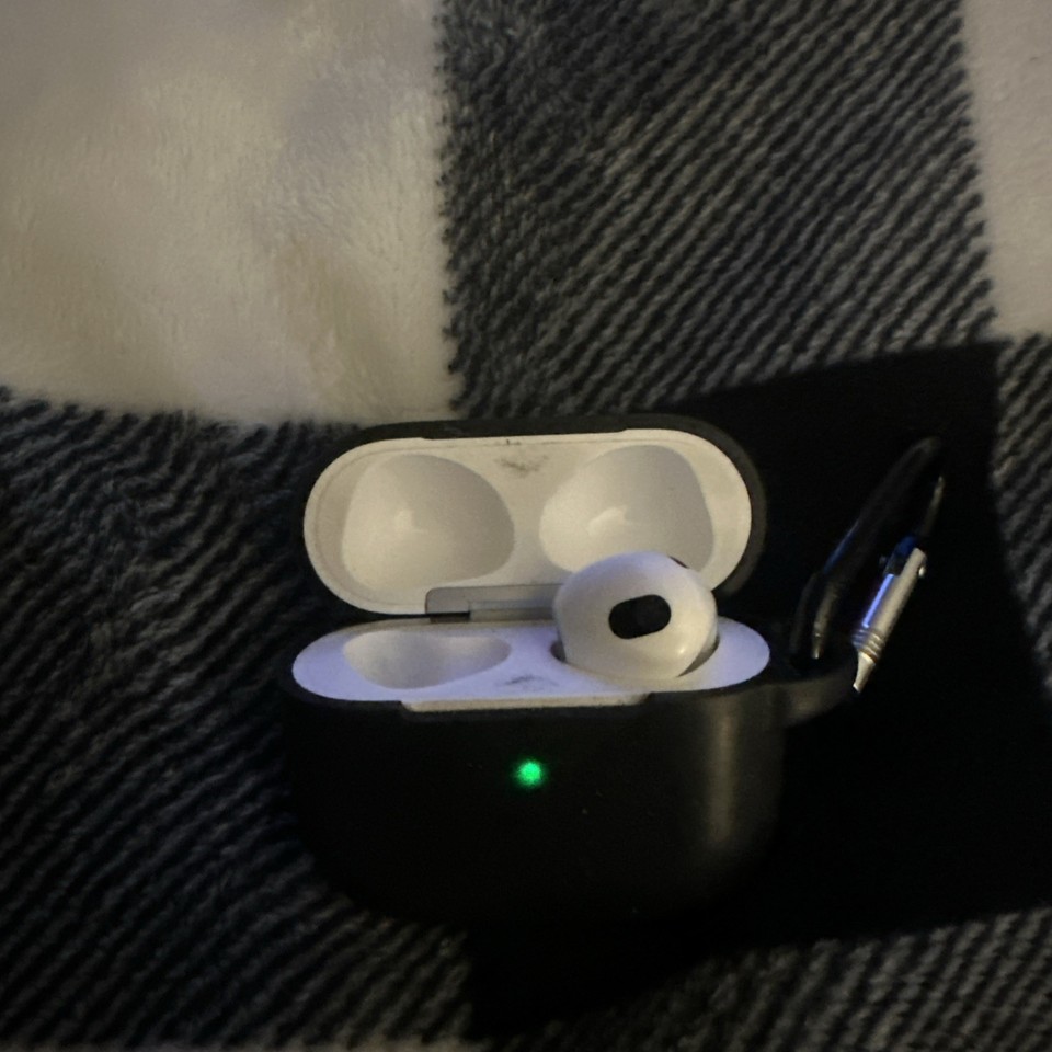 Apple AirPods 3rd Generation Wireless In-Ear - White MISSING Left Ear ...