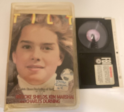 TILT BROOKE SHIELDS CONTINENTAL PINBALL 1984 HOME VIDEO BETA BETAMAX ...