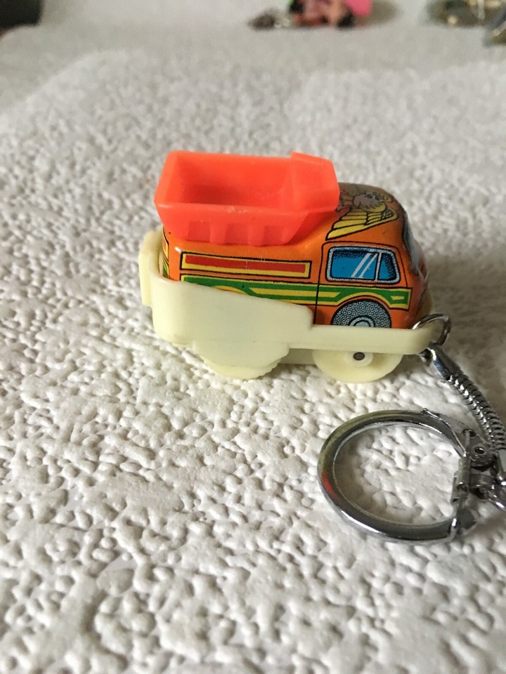 Vintage Keychain WIND UP DUMP TRUCK Key Ring Tin Litho & Plastic Fob ...