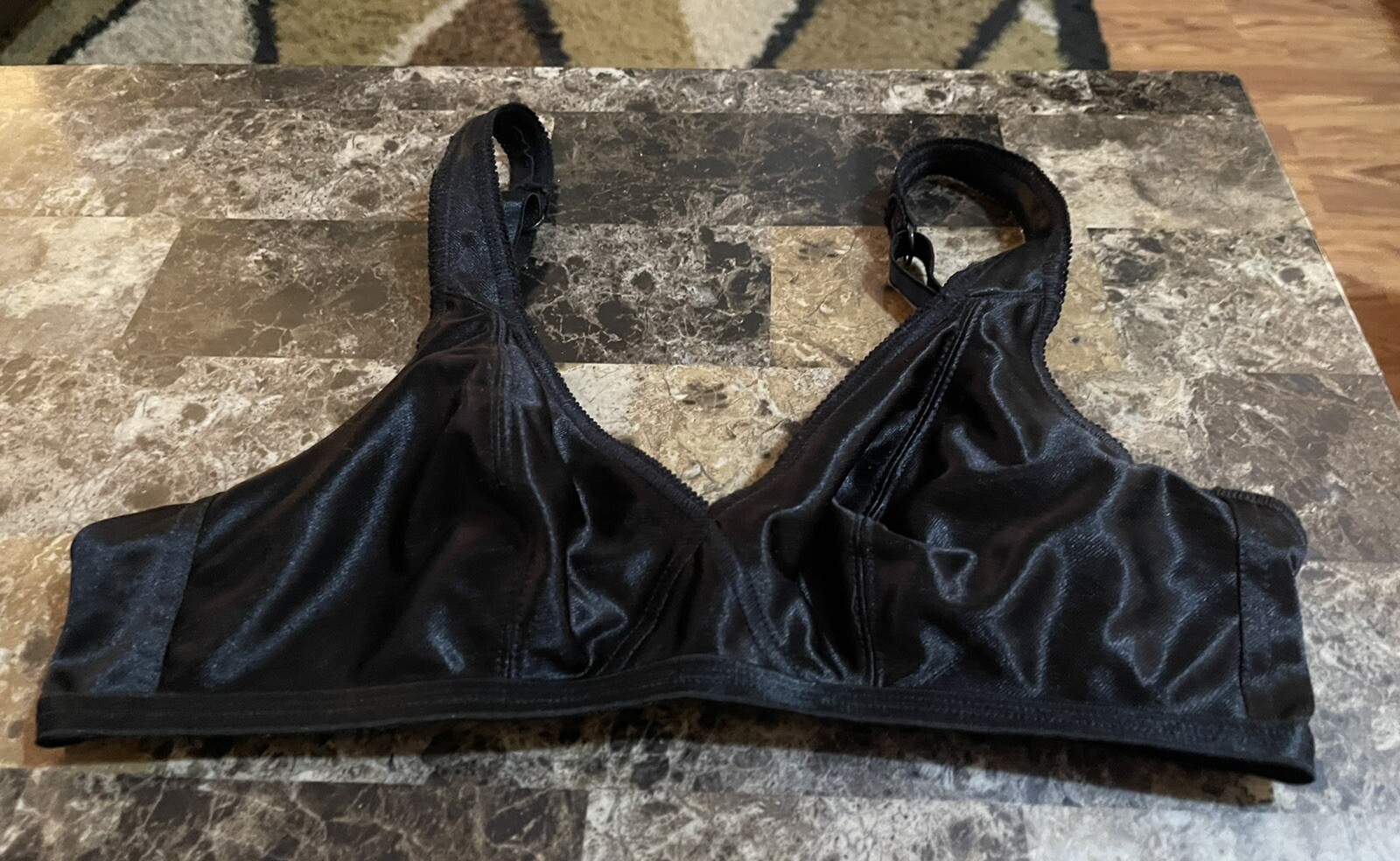 VINTAGE SECOND SKIN BRA! BLACK 34 B - Gem