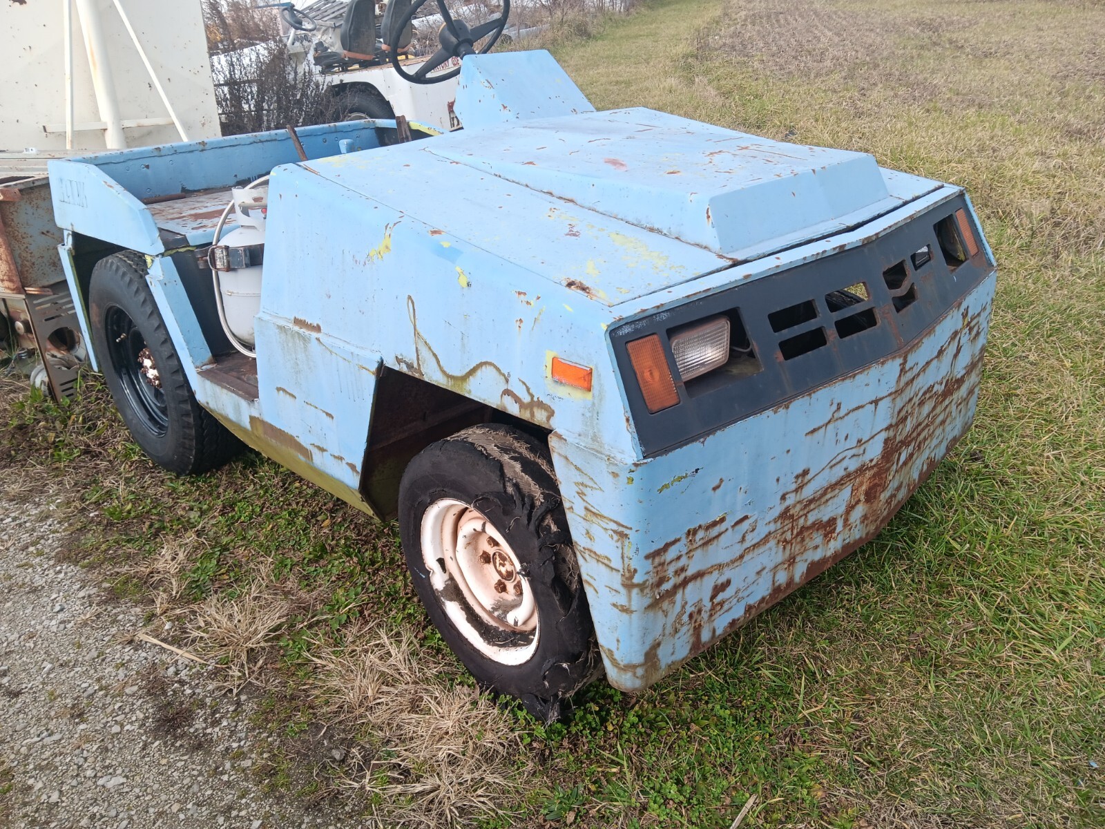 Clark Aircraft Towing Tug Model GT50 Engine Runs On Propane | eBay