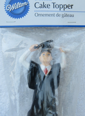 Wilton Graduation Toppers Vegan Dollhouse Graduation Cake Design