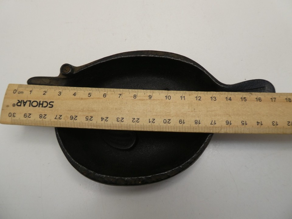 VINTAGE MID CENTURY BIRD DESIGN CAST IRON METAL DISH BOWL | eBay