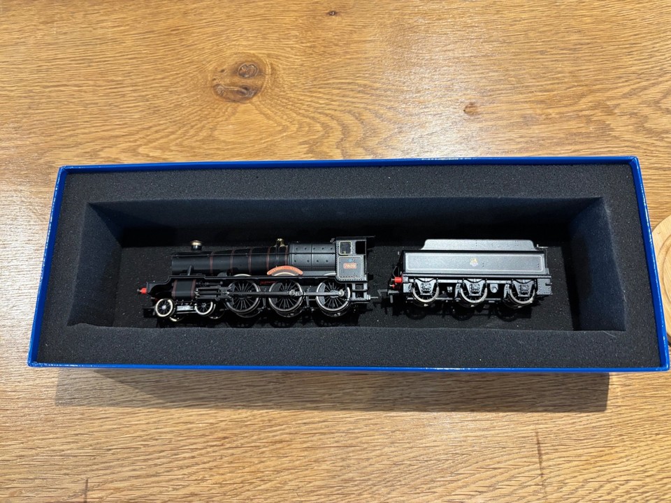 Dapol GWR 7800 4-6-0 Dinmore Manor Steam locomotive in Black. original ...