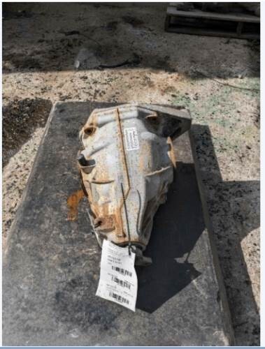 2009-2012 Chrysler 300 5.7L Rear Axle Carrier Differential 3.06 Axle ...