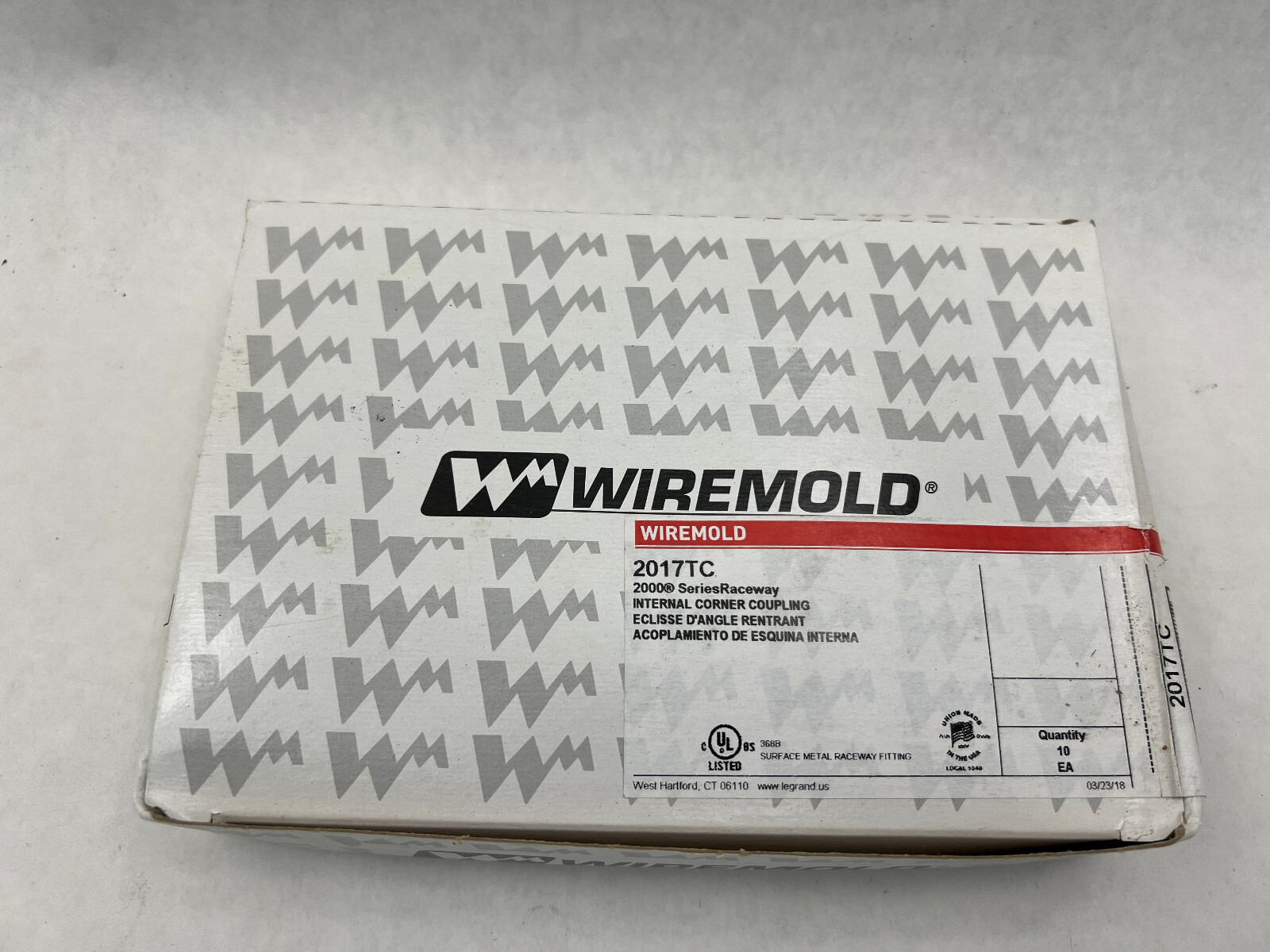 Wiremold 2017TC NIB Lot Of 55 2000 Series Internal Corner Couplings See ...