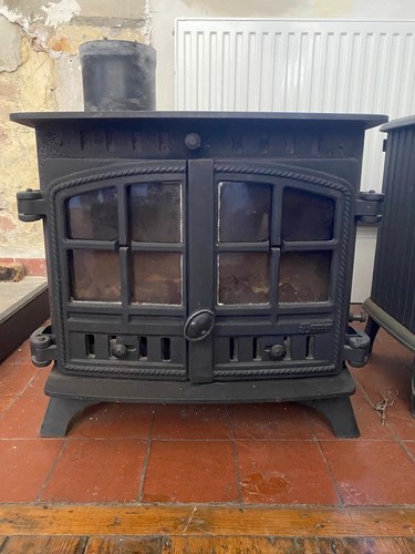 Black Hunter Herald 8 Wood Burning Stove for sale - 8kw in good ...