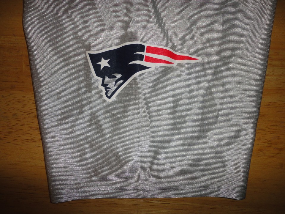 Tom Brady New England Patriots NFL Players Silver Jersey Adult Size XL ...