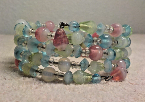 4 ROW PASTEL COLORS CONE/SAUCER ART GLASS MEMORY WIRE BANGLE 1 1/8" W ...