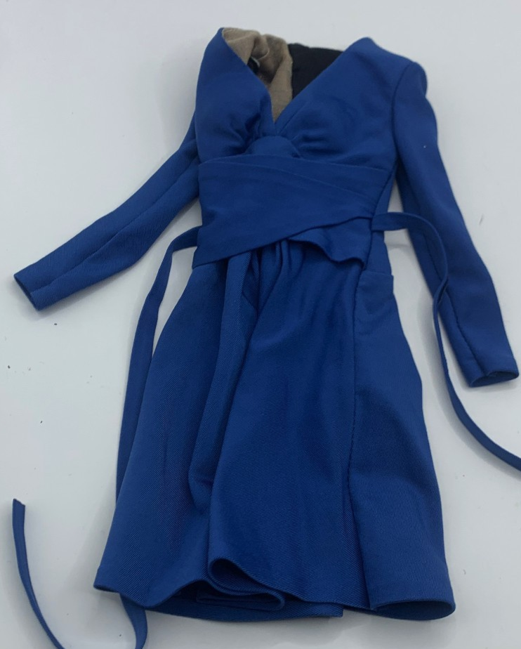 Franklin Mint Kate Middleton Vinyl Portrait Doll Blue Tie Back Dress ...