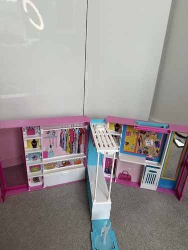 Barbie Dream Closet- Expanding Closet With Rotating Clothes, Excellent ...
