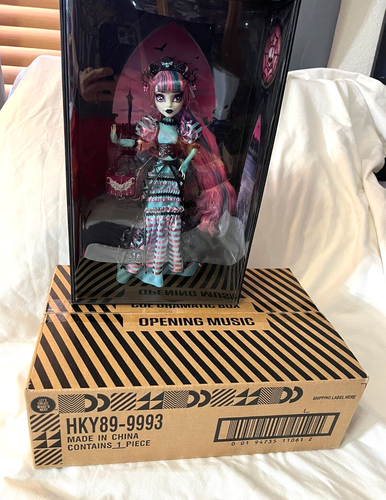 Monster High Mattel Creations Fang Vote Doll Rochelle Goyle-New in Box ...