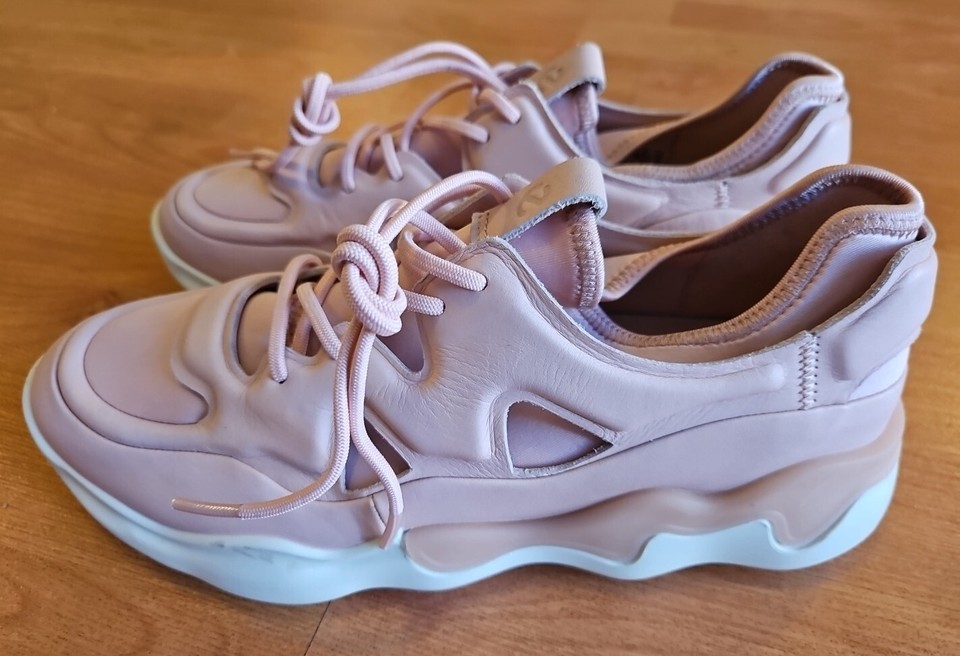 Ecco Women Size 9 Silver Pink Elo Athletic Shoes Sneakers DISPLAY MODEL ...