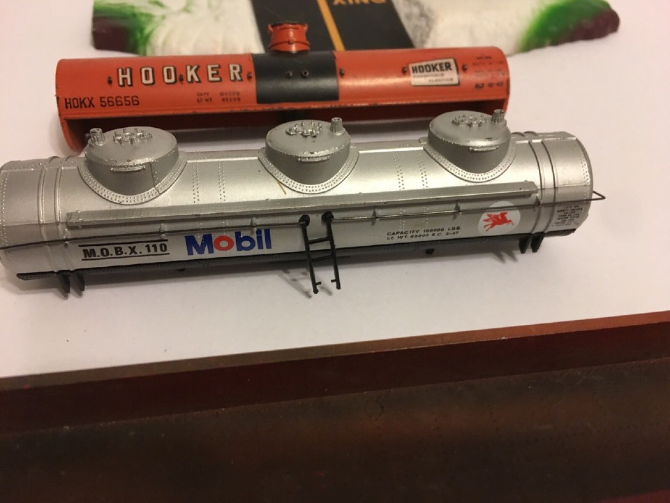 HO Scale Train Parts Or Repair Railroad Crossing, Suns, Trains Lot | eBay