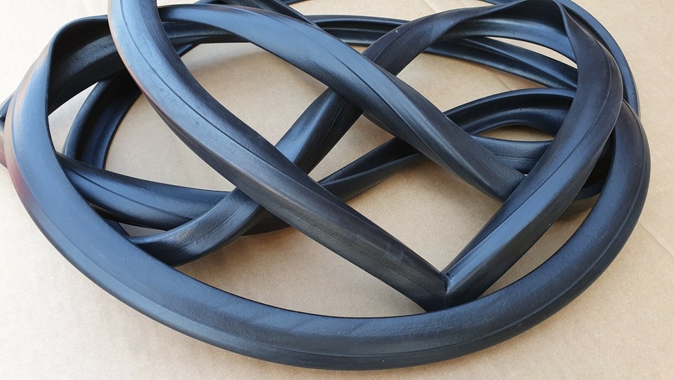 Mercedes-Benz Seal Trunk Rubber W114 Coupe /8 | eBay