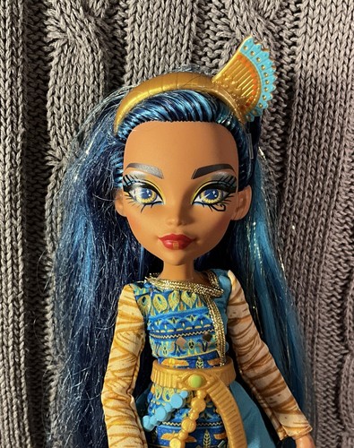 Monster High Cleo De Nile Core Refresh Doll 2024 Egyptian Costume Nice ...